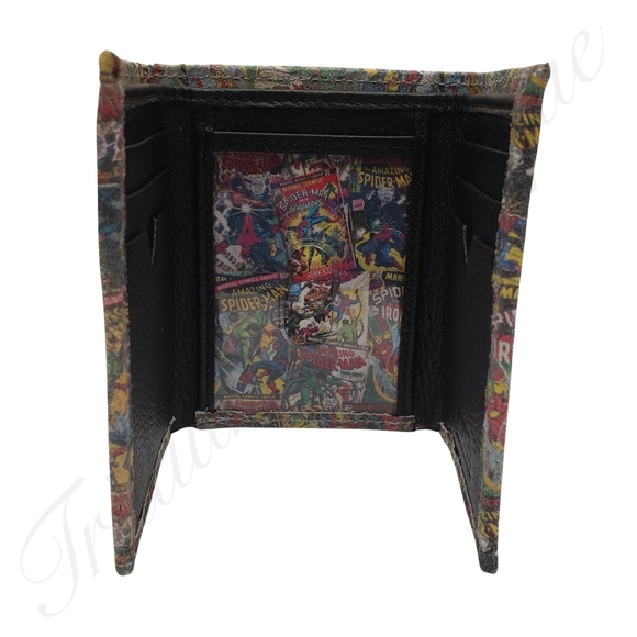 Marvel | Bags | Marvel Spiderman Comics Trifold Leather Wallet ...